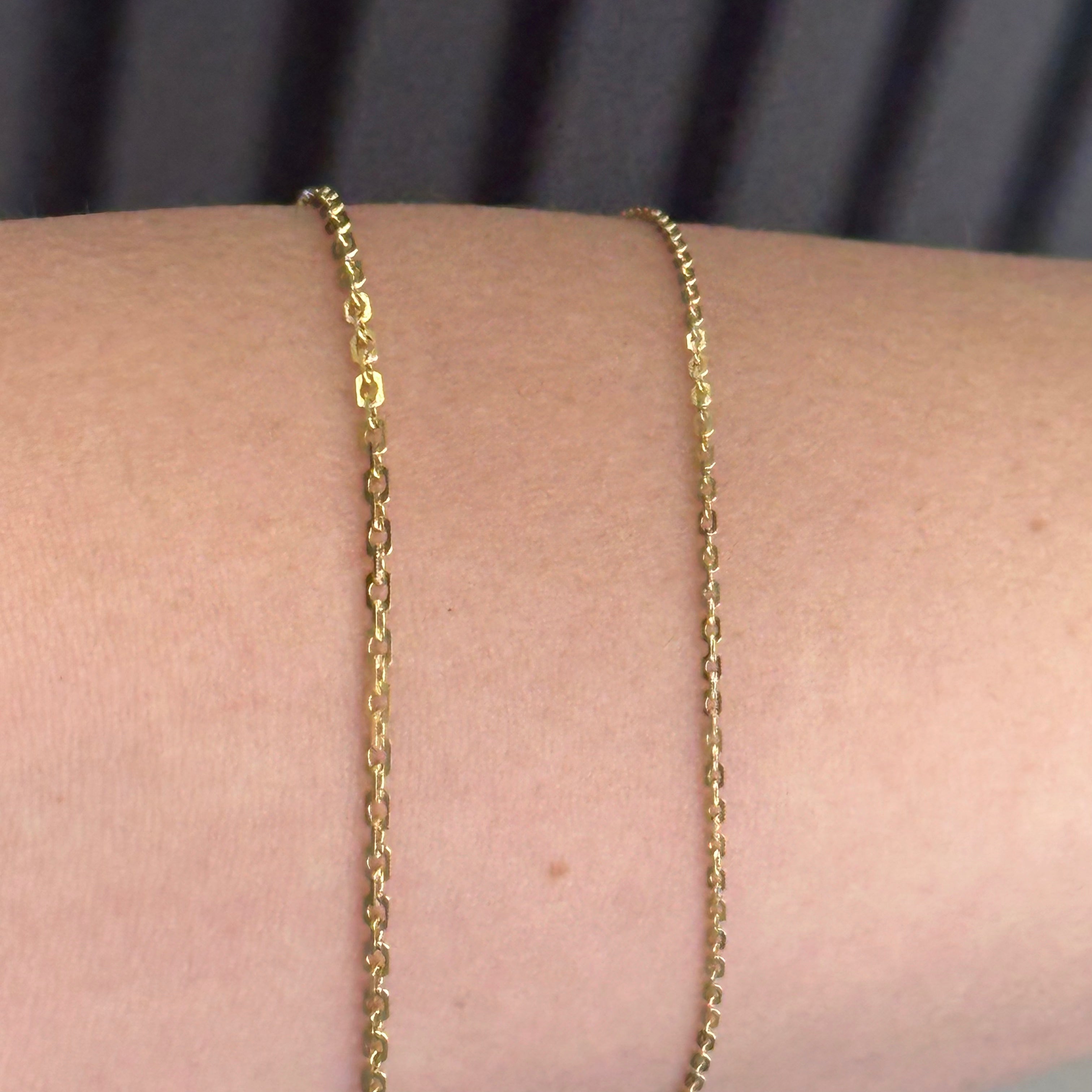 Gold Chains – ISABEAUT